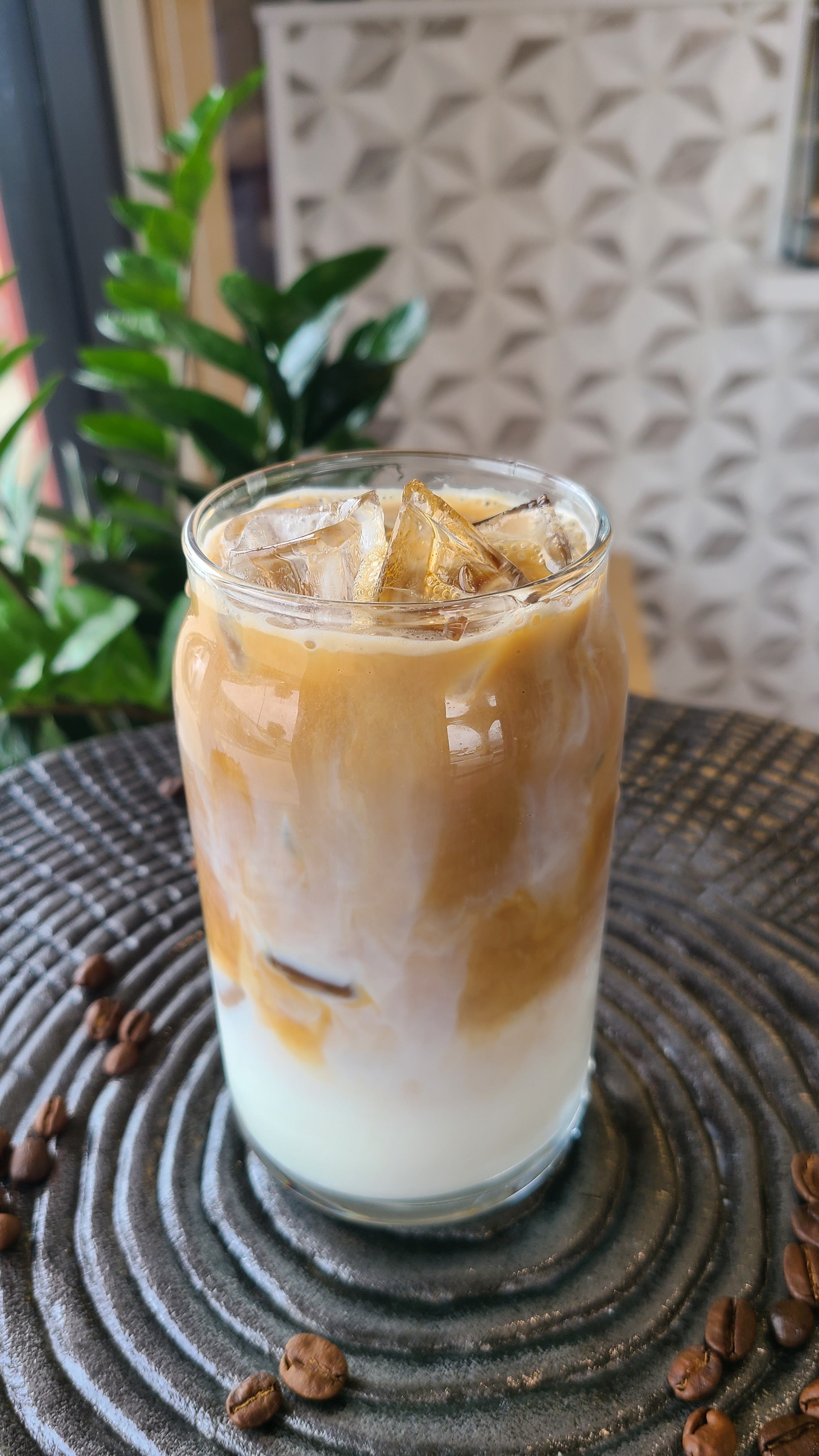 MADAGASCAR VANILLA LATTE | CAFFE IN COFFEE CO.